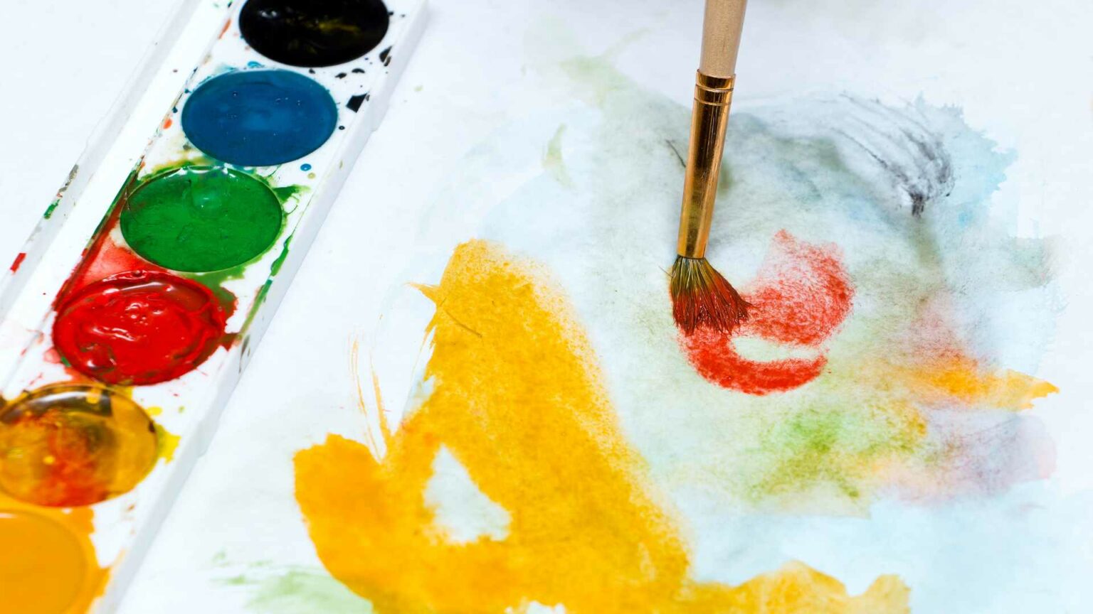 Les bases de la gouache : Guide pour les novices en peinture